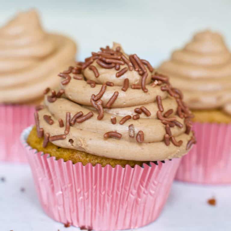Nutella Buttercream Frosting - My Mini Chefs